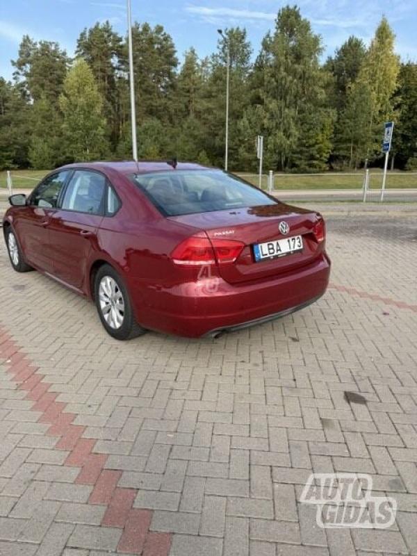 Красный Фольксваген Пассат 2015 в Друскининкай, объемом двигателя 1.80 л и пробегом 161 тыс. км за 6500 €, фото 9 на AUTOMOTO.COM.LV
