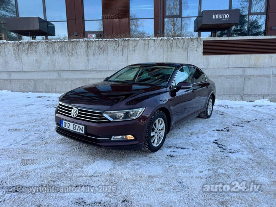 Red Volkswagen Passat 2017 in Tallinn, with an engine capacity of 1.60 L and mileage of 128 thousand km for 15999 €, photo 1 on AUTOMOTO.COM.LV
