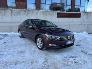 Red Volkswagen Passat 2017 in Tallinn, with an engine capacity of 1.60 L and mileage of 128 thousand km for 15999 €, photo 2 on AUTOMOTO.COM.LV