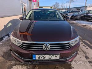 Red Volkswagen Passat 2017 in Tallinn, with an engine capacity of 1.40 L and mileage of 205 thousand km for 13500 €, photo  on AUTOMOTO.COM.LV
