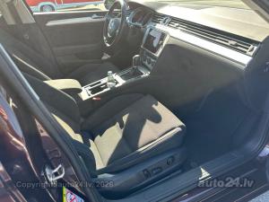 Sarkans Volkswagen Passat 2018 Tallina, ar dzinēja tilpumu 1.80 L un nobraukumu 174 tūkst. km par 12500 €, foto 18 vietnē AUTOMOTO.COM.LV