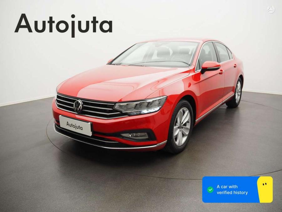 Red Volkswagen Passat 2021 in Vilnius, with an engine capacity of 1.50 L and mileage of 122 thousand km for 17200 €, photo 1 on AUTOMOTO.COM.LV