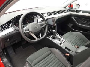 Red Volkswagen Passat 2021 in Vilnius, with an engine capacity of 1.50 L and mileage of 122 thousand km for 17200 €, photo 10 on AUTOMOTO.COM.LV