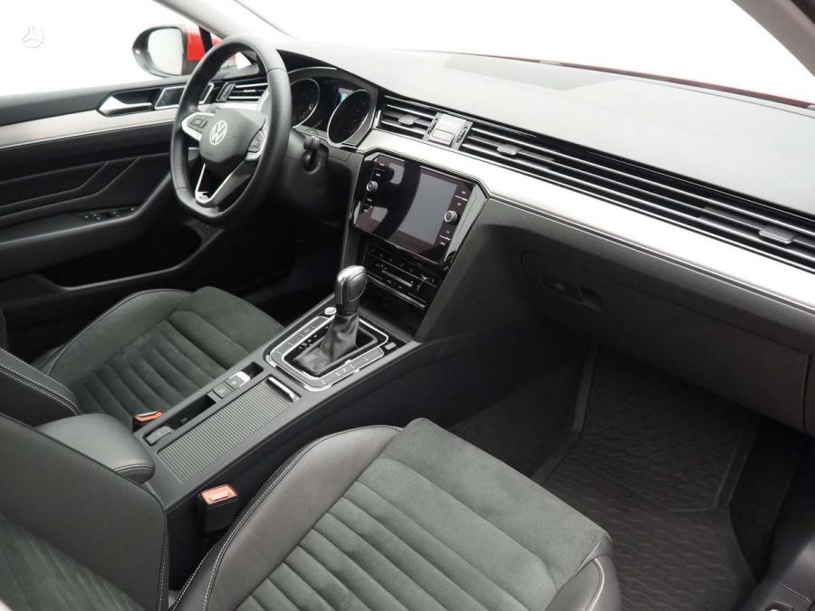 Red Volkswagen Passat 2021 in Vilnius, with an engine capacity of 1.50 L and mileage of 122 thousand km for 17200 €, photo 13 on AUTOMOTO.COM.LV