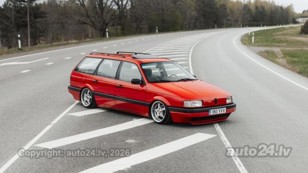 Red Volkswagen Passat 1991 in Parnu, with an engine capacity of 2.00 L and mileage of 190 thousand km for 5399 €, photo 1 on AUTOMOTO.COM.LV