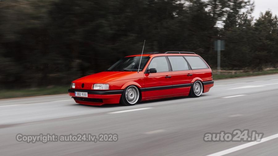Red Volkswagen Passat 1991 in Parnu, with an engine capacity of 2.00 L and mileage of 190 thousand km for 5399 €, photo 8 on AUTOMOTO.COM.LV