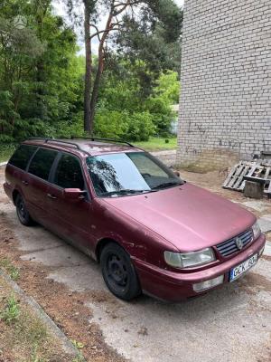 Sarkans Volkswagen Passat 1995 Druskininkai, ar dzinēja tilpumu 1.90 L un nobraukumu 450 tūkst. km par 900 €, foto 4 vietnē AUTOMOTO.COM.LV