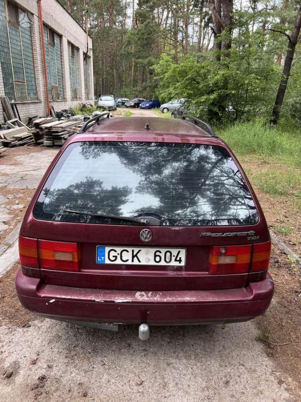 Красный Фольксваген Пассат 1995 в Друскининкай, объемом двигателя 1.90 л и пробегом 450 тыс. км за 900 €, фото 6 на AUTOMOTO.COM.LV