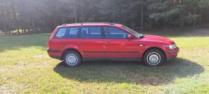 Sarkans Volkswagen Passat 1997 Druskininkai, ar dzinēja tilpumu 1.90 L un nobraukumu 420 tūkst. km par 370 €, foto 6 vietnē AUTOMOTO.COM.LV