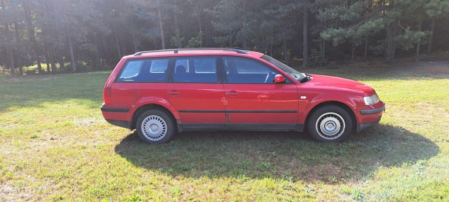 Sarkans Volkswagen Passat 1997 Druskininkai, ar dzinēja tilpumu 1.90 L un nobraukumu 420 tūkst. km par 370 €, foto 6 vietnē AUTOMOTO.COM.LV