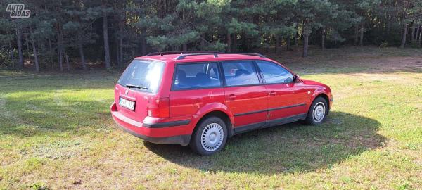 Фольксваген Пассат 1997 в Друскининкай на AUTOMOTO.COM.LV Красный Фольксваген Пассат 1997 в Друскининкай, объемом двигателя 1.90 л и пробегом 420 тыс. км за 370 €, фото 7 на AUTOMOTO.COM.LV