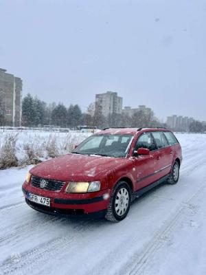 Sarkans Volkswagen Passat 1999 Kauņa, ar dzinēja tilpumu 1.90 L un nobraukumu 620 tūkst. km par 999 €, foto 2 vietnē AUTOMOTO.COM.LV