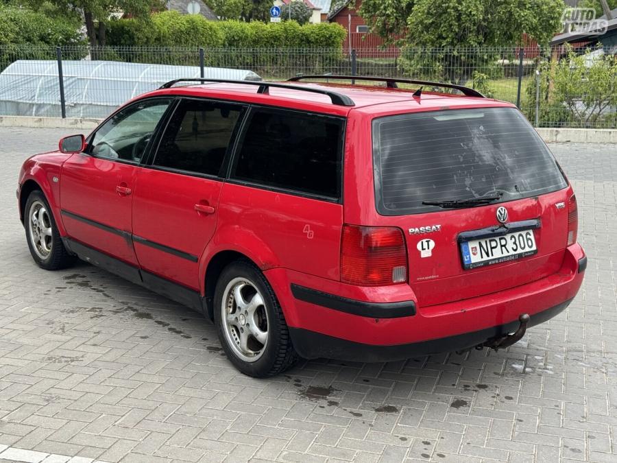 Sarkans Volkswagen Passat 1999 Ukmergė, ar dzinēja tilpumu 1.90 L un nobraukumu 615 tūkst. km par 650 €, foto 4 vietnē AUTOMOTO.COM.LV