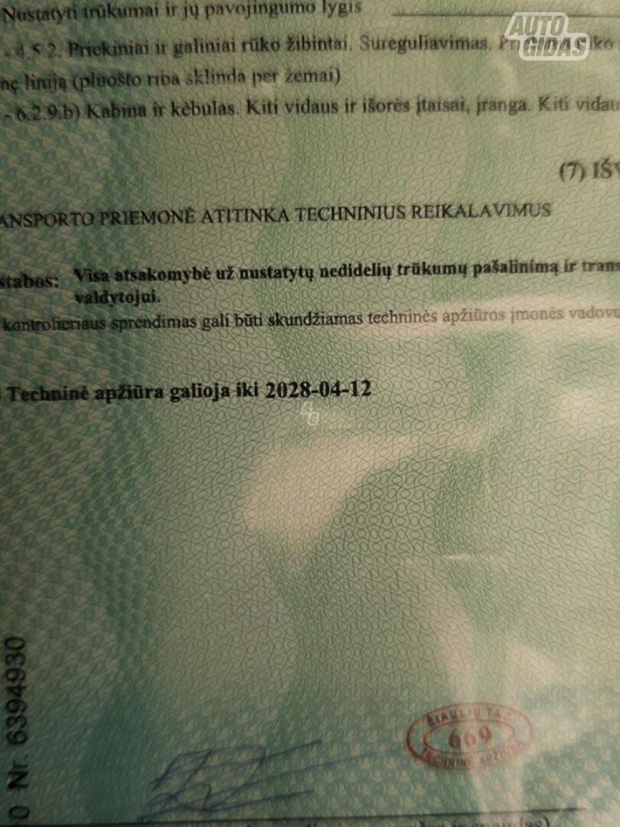 Красный Фольксваген Пассат 2006 в Радвилишкис, объемом двигателя 2.00 л и пробегом 382 тыс. км за 1450 €, фото 12 на AUTOMOTO.COM.LV