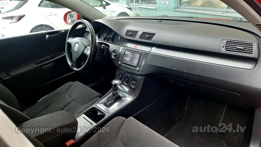Sarkans Volkswagen Passat 2006 Tallina, ar dzinēja tilpumu 2.00 L un nobraukumu 0 tūkst. km par 1999 €, foto 9 vietnē AUTOMOTO.COM.LV