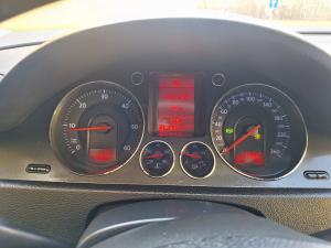 Sarkans Volkswagen Passat 2006 Marijampole, ar dzinēja tilpumu 2.00 L un nobraukumu 313 tūkst. km par 2450 €, foto 8 vietnē AUTOMOTO.COM.LV