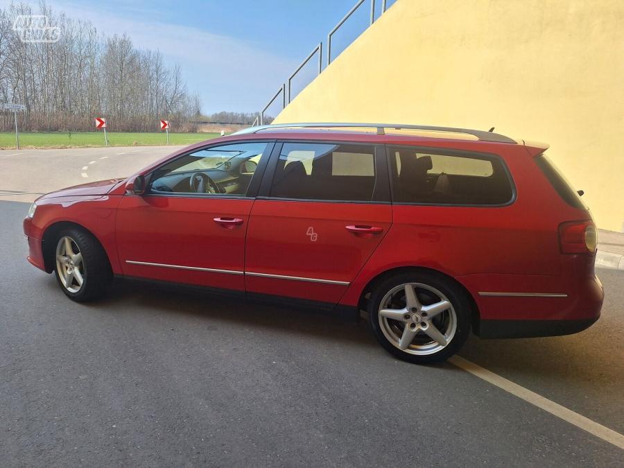 Sarkans Volkswagen Passat 2006 Marijampole, ar dzinēja tilpumu 2.00 L un nobraukumu 313 tūkst. km par 2450 €, foto 16 vietnē AUTOMOTO.COM.LV