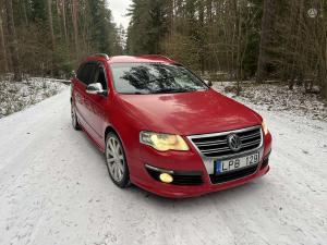 Red Volkswagen Passat 2009 in Vilnius, with an engine capacity of 1.97 L and mileage of 310 thousand km for 2250 €, photo 9 on AUTOMOTO.COM.LV