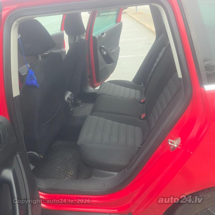 Sarkans Volkswagen Passat 2010 Kohtla-Jerve, ar dzinēja tilpumu 1.40 L un nobraukumu 240 tūkst. km par 3500 €, foto 9 vietnē AUTOMOTO.COM.LV