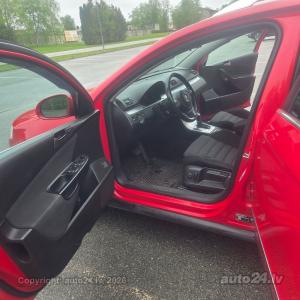 Sarkans Volkswagen Passat 2010 Kohtla-Jerve, ar dzinēja tilpumu 1.40 L un nobraukumu 240 tūkst. km par 3500 €, foto 10 vietnē AUTOMOTO.COM.LV