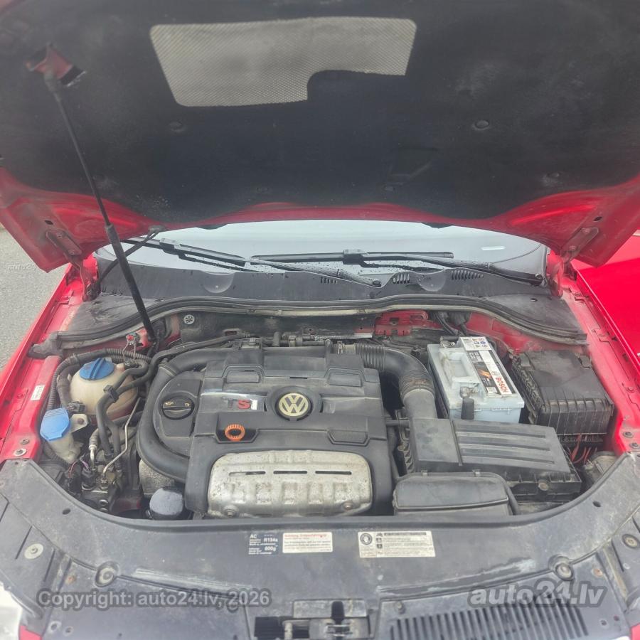 Sarkans Volkswagen Passat 2010 Kohtla-Jerve, ar dzinēja tilpumu 1.40 L un nobraukumu 240 tūkst. km par 3500 €, foto 15 vietnē AUTOMOTO.COM.LV