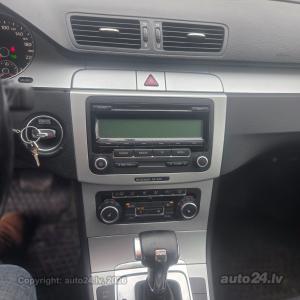 Sarkans Volkswagen Passat 2010 Kohtla-Jerve, ar dzinēja tilpumu 1.40 L un nobraukumu 240 tūkst. km par 3500 €, foto 18 vietnē AUTOMOTO.COM.LV