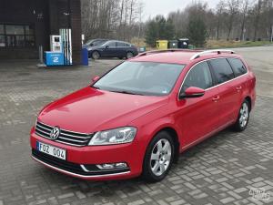 Red Volkswagen Passat 2011 in Siauliai, with an engine capacity of 2.00 L and mileage of 370 thousand km for 3250 €, photo  on AUTOMOTO.COM.LV