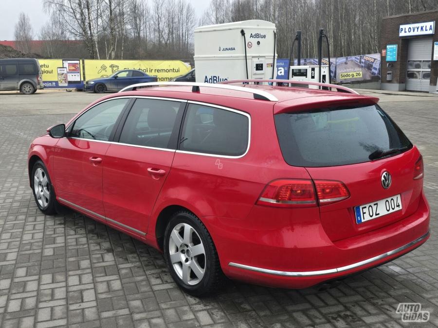 Sarkans Volkswagen Passat 2011 Šauļi, ar dzinēja tilpumu 2.00 L un nobraukumu 370 tūkst. km par 3250 €, foto 6 vietnē AUTOMOTO.COM.LV