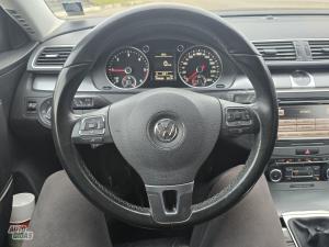 Sarkans Volkswagen Passat 2011 Šauļi, ar dzinēja tilpumu 2.00 L un nobraukumu 370 tūkst. km par 3250 €, foto 16 vietnē AUTOMOTO.COM.LV