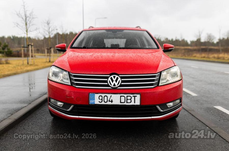 Red Volkswagen Passat 2011 in Tallinn, with an engine capacity of 1.40 L and mileage of 0 thousand km for 2499 €, photo 1 on AUTOMOTO.COM.LV