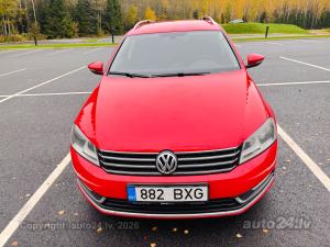 Red Volkswagen Passat 2011 in Tallinn, with an engine capacity of 1.40 L and mileage of 261 thousand km for 3500 €, photo 8 on AUTOMOTO.COM.LV