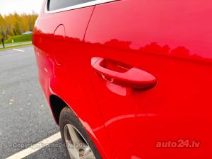 Red Volkswagen Passat 2011 in Tallinn, with an engine capacity of 1.40 L and mileage of 261 thousand km for 3500 €, photo 12 on AUTOMOTO.COM.LV