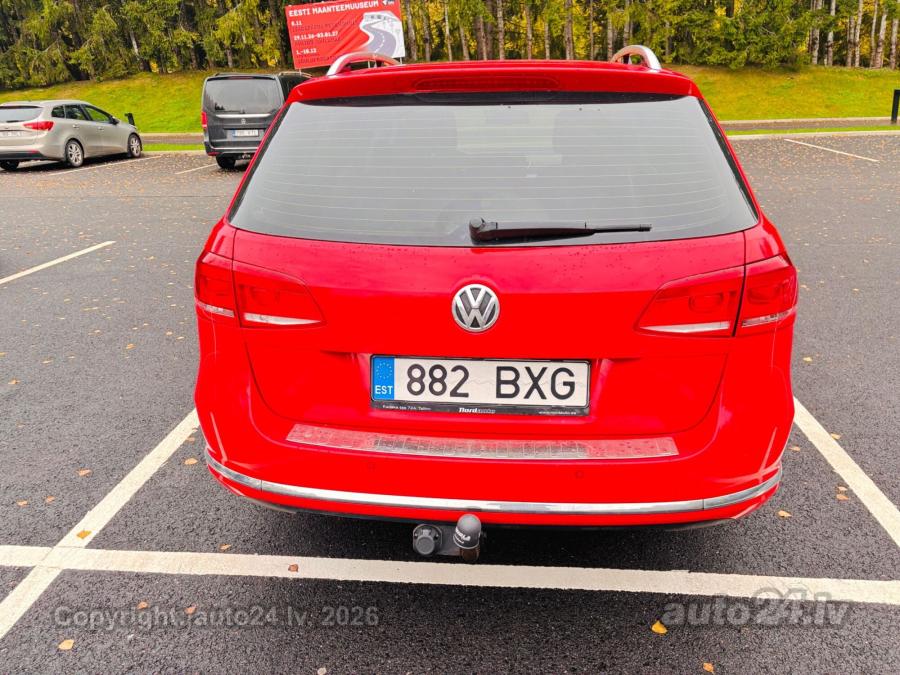Red Volkswagen Passat 2011 in Tallinn, with an engine capacity of 1.40 L and mileage of 261 thousand km for 3500 €, photo 15 on AUTOMOTO.COM.LV