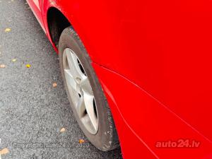 Red Volkswagen Passat 2011 in Tallinn, with an engine capacity of 1.40 L and mileage of 261 thousand km for 3500 €, photo 18 on AUTOMOTO.COM.LV