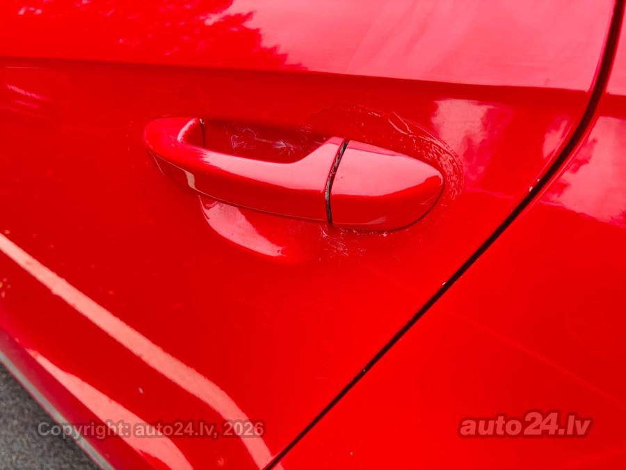 Red Volkswagen Passat 2011 in Tallinn, with an engine capacity of 1.40 L and mileage of 261 thousand km for 3500 €, photo 19 on AUTOMOTO.COM.LV