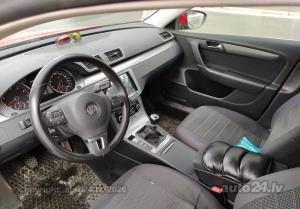 Red Volkswagen Passat 2011 in Tallinn, with an engine capacity of 1.40 L and mileage of 261 thousand km for 3500 €, photo 23 on AUTOMOTO.COM.LV