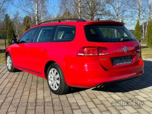 Red Volkswagen Passat 2012 in Tartu, with an engine capacity of 1.60 L and mileage of 263 thousand km for 5990 €, photo 4 on AUTOMOTO.COM.LV