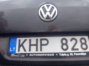 Sarkans Volkswagen Passat 2012 Panevēža, ar dzinēja tilpumu 1.97 L un nobraukumu 259 tūkst. km par 4200 €, foto 8 vietnē AUTOMOTO.COM.LV