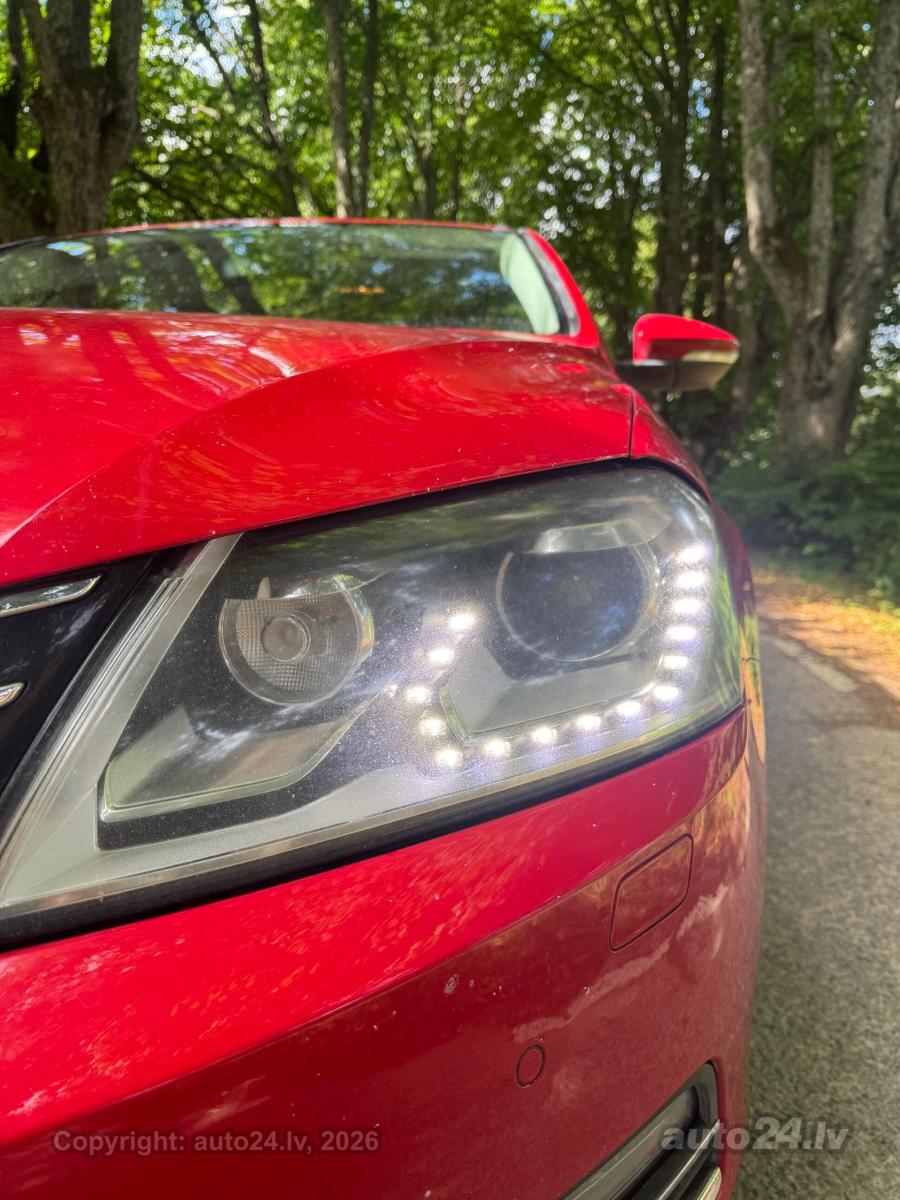 Red Volkswagen Passat 2012 in Valga, with an engine capacity of 1.60 L and mileage of 400 thousand km for 3800 €, photo 9 on AUTOMOTO.COM.LV