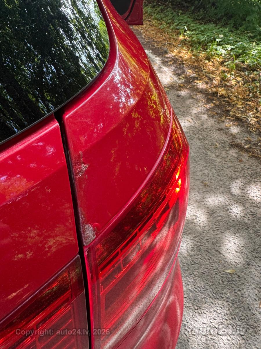 Red Volkswagen Passat 2012 in Valga, with an engine capacity of 1.60 L and mileage of 400 thousand km for 3800 €, photo 12 on AUTOMOTO.COM.LV