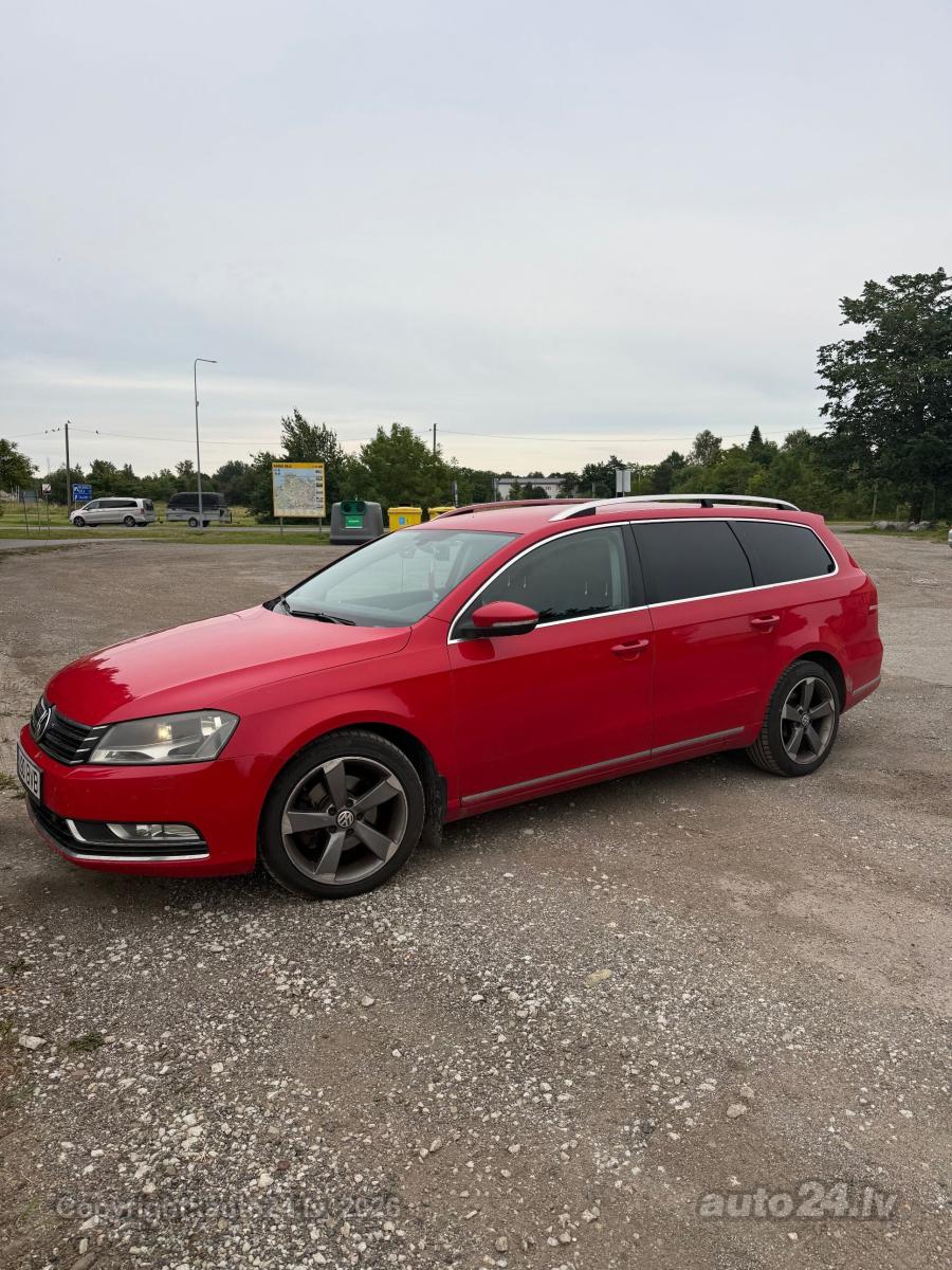 Red Volkswagen Passat 2012 in Tallinn, with an engine capacity of 2.00 L and mileage of 292 thousand km for 4000 €, photo 3 on AUTOMOTO.COM.LV