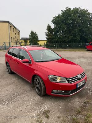 Red Volkswagen Passat 2012 in Tallinn, with an engine capacity of 2.00 L and mileage of 292 thousand km for 4000 €, photo 6 on AUTOMOTO.COM.LV