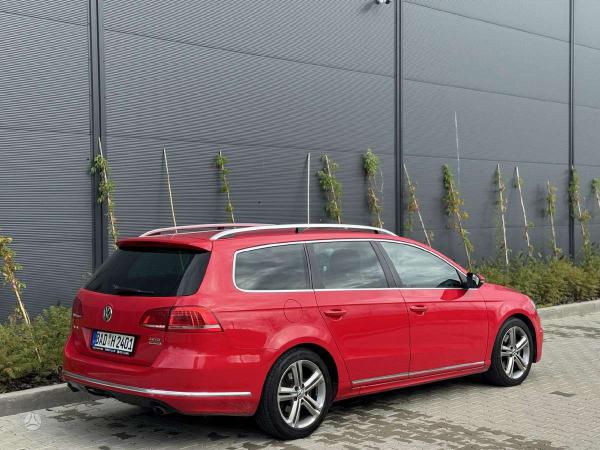 Red Volkswagen Passat 2013 in Vilnius, with an engine capacity of 2.00 L and mileage of 215 thousand km for 7250 €, photo 4 on AUTOMOTO.COM.LV