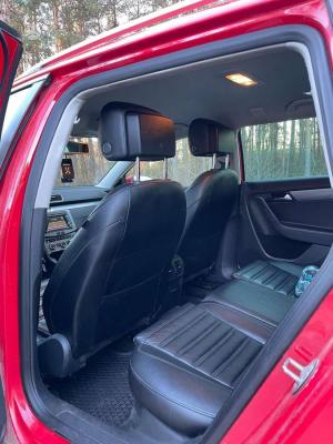 Sarkans Volkswagen Passat 2013 Varėna, ar dzinēja tilpumu 1.97 L un nobraukumu 264 tūkst. km par 4800 €, foto 11 vietnē AUTOMOTO.COM.LV