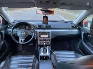 Sarkans Volkswagen Passat 2013 Varėna, ar dzinēja tilpumu 1.97 L un nobraukumu 264 tūkst. km par 4800 €, foto 14 vietnē AUTOMOTO.COM.LV