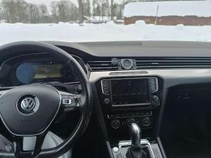 Sarkans Volkswagen Passat 2015 Plungė, ar dzinēja tilpumu 2.00 L un nobraukumu 299 tūkst. km par 10950 €, foto 12 vietnē AUTOMOTO.COM.LV