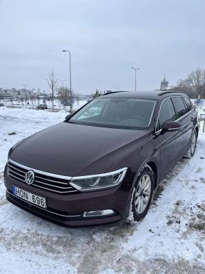 Sarkans Volkswagen Passat 2015 Viļņa, ar dzinēja tilpumu 1.97 L un nobraukumu 328 tūkst. km par 7200 €, foto  vietnē AUTOMOTO.COM.LV