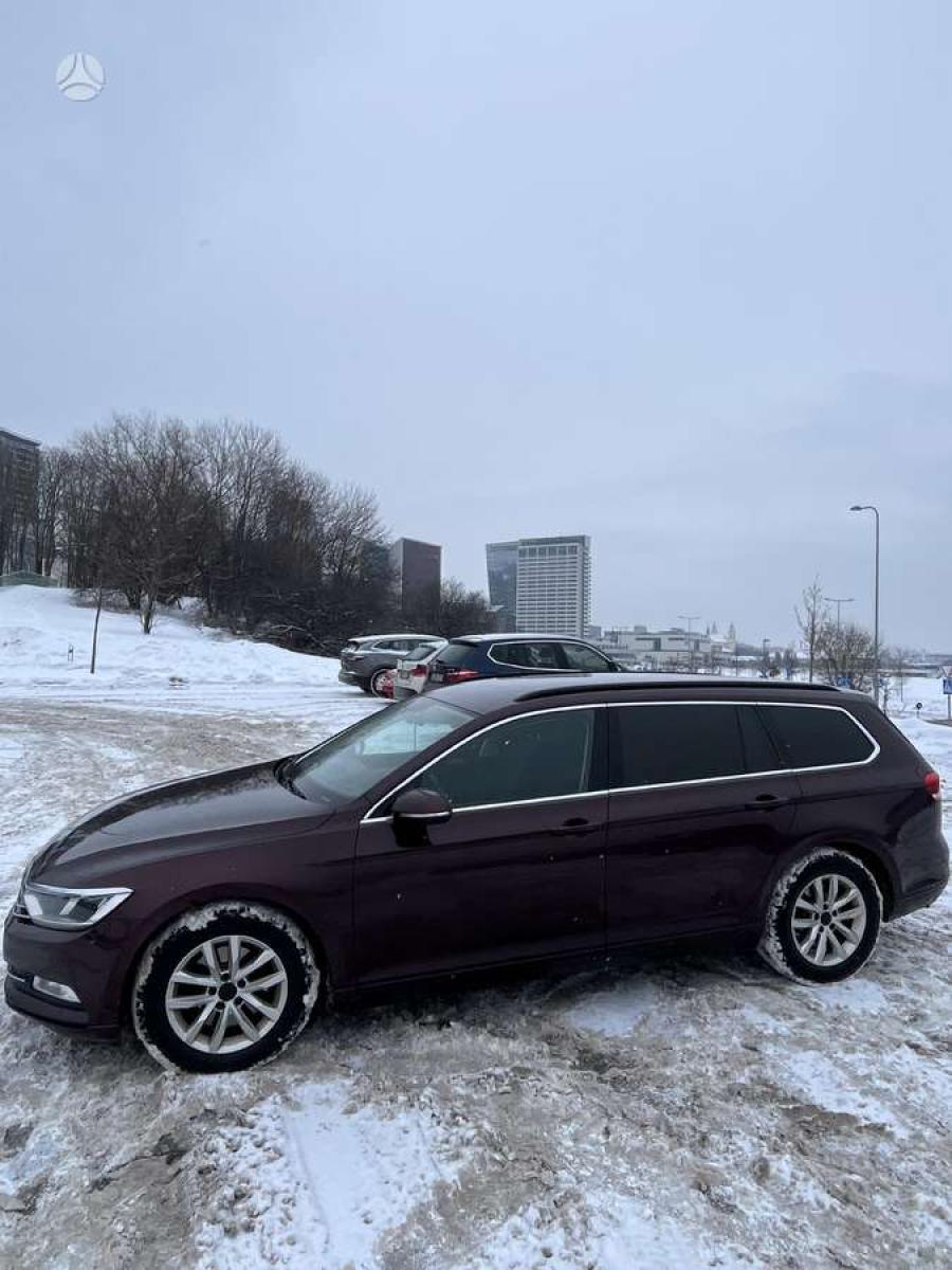 Sarkans Volkswagen Passat 2015 Viļņa, ar dzinēja tilpumu 1.97 L un nobraukumu 328 tūkst. km par 7200 €, foto 3 vietnē AUTOMOTO.COM.LV