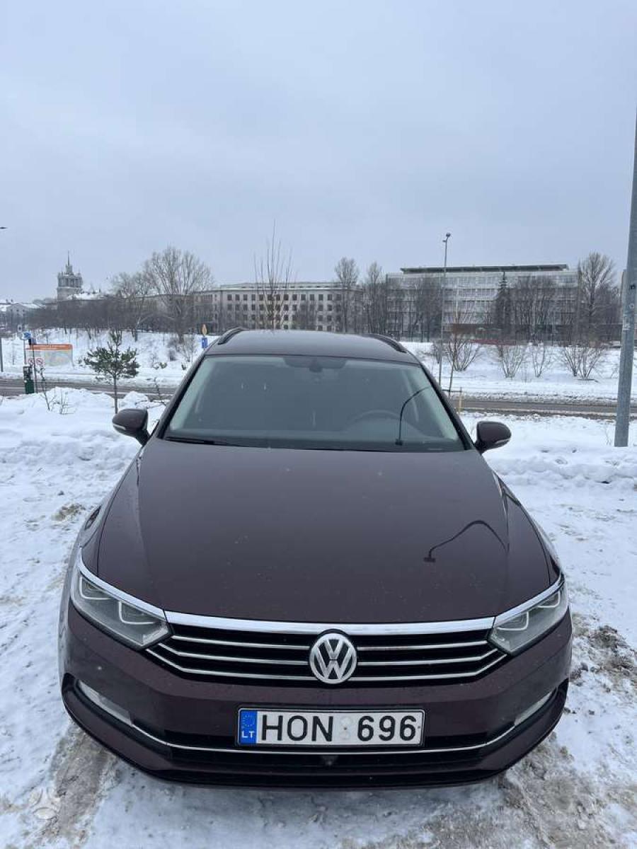 Sarkans Volkswagen Passat 2015 Viļņa, ar dzinēja tilpumu 1.97 L un nobraukumu 328 tūkst. km par 7200 €, foto 5 vietnē AUTOMOTO.COM.LV