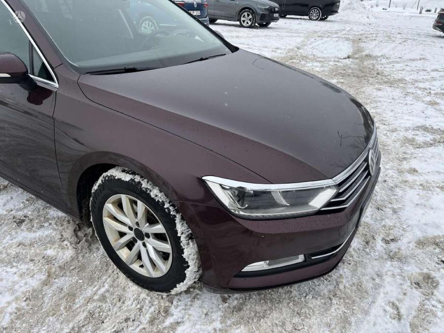Sarkans Volkswagen Passat 2015 Viļņa, ar dzinēja tilpumu 1.97 L un nobraukumu 328 tūkst. km par 7200 €, foto 8 vietnē AUTOMOTO.COM.LV
